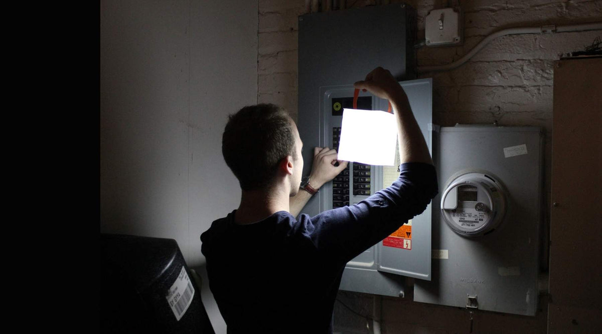 20 Blackout and Power Outage Survival Tips and Tricks